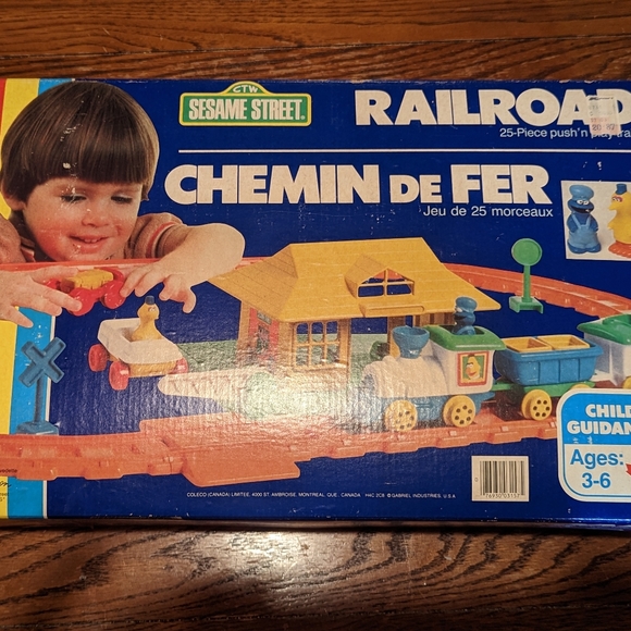 CTW | Toys | Sesame Street 25 Piece Railroad Set With Box From 982 ...